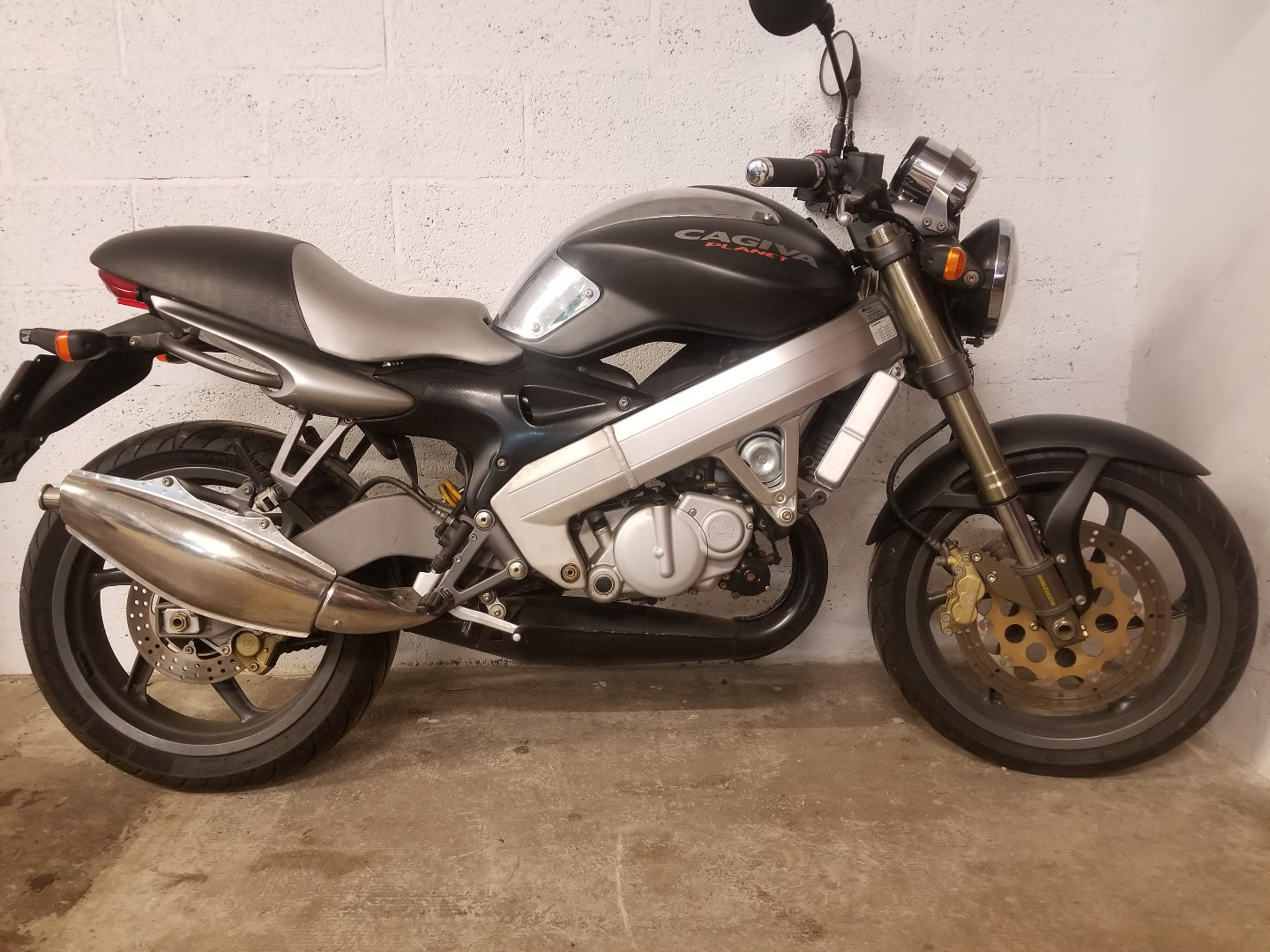 Moto depot : Motos d’occasion de 51 a 125 cc cagiva, PLANET 125 CAGIVA GRIS